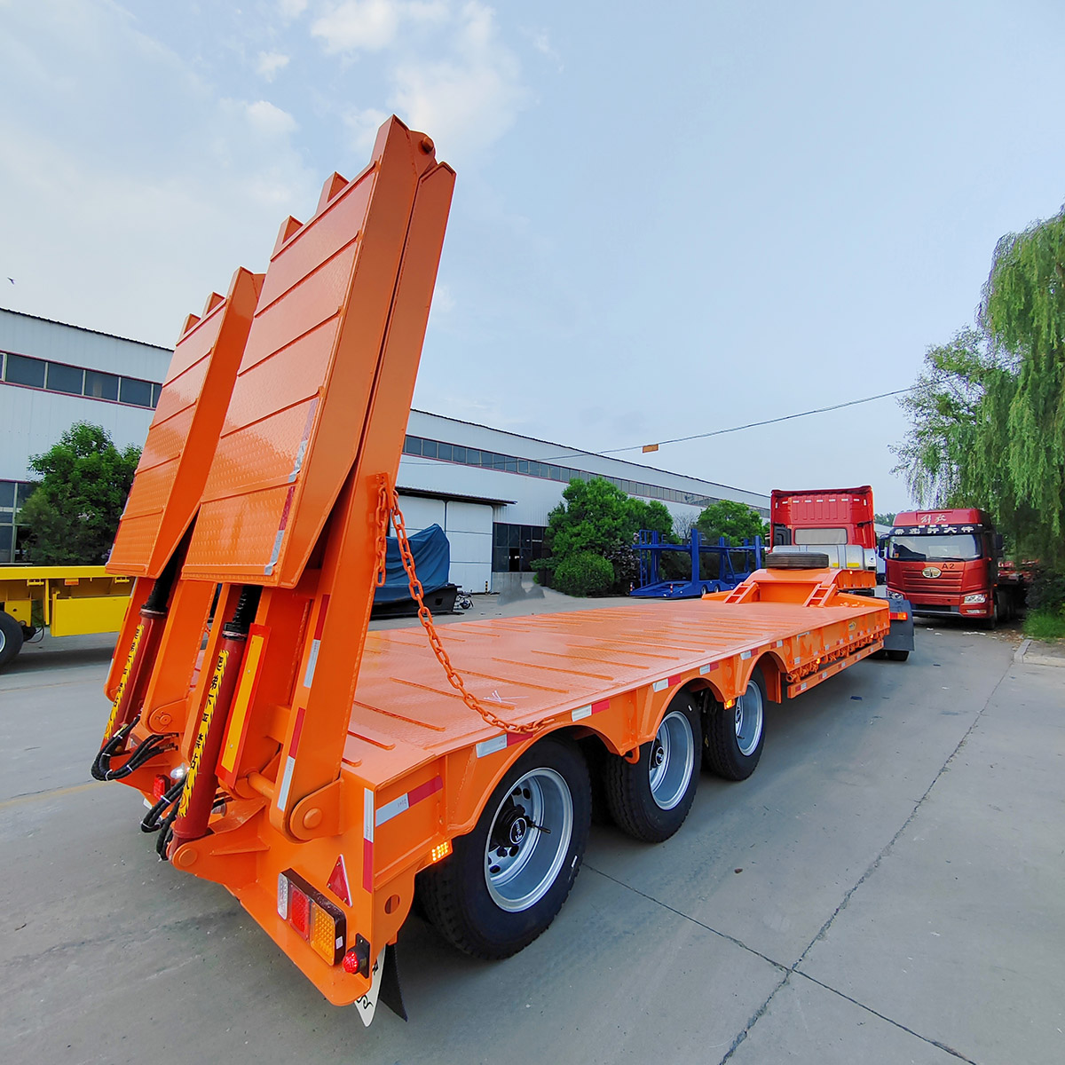 3-axis hydraulic ladder hook machine plate semi-trailer - Shandong ...